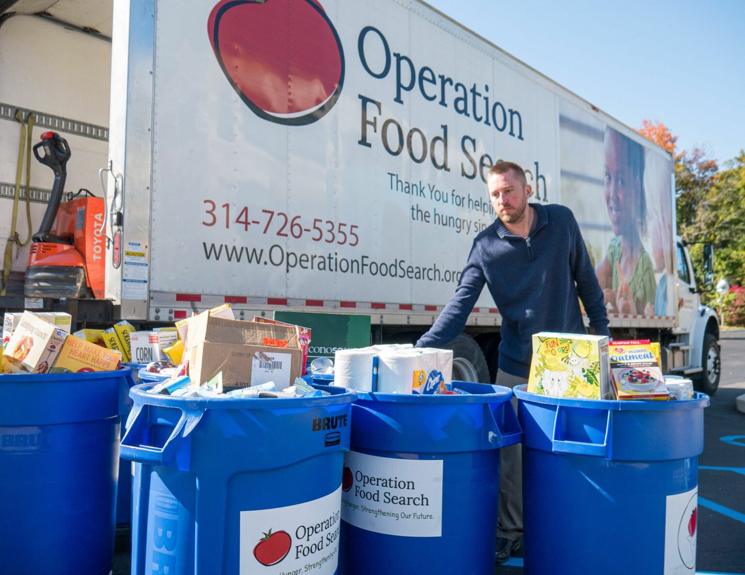 Providing Nutrition to Families: Food & Fund Drives - Operation Food Search